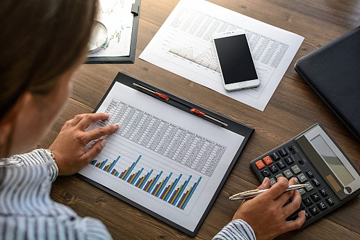 How to Categorize Expenses in Business: 8 Strategies